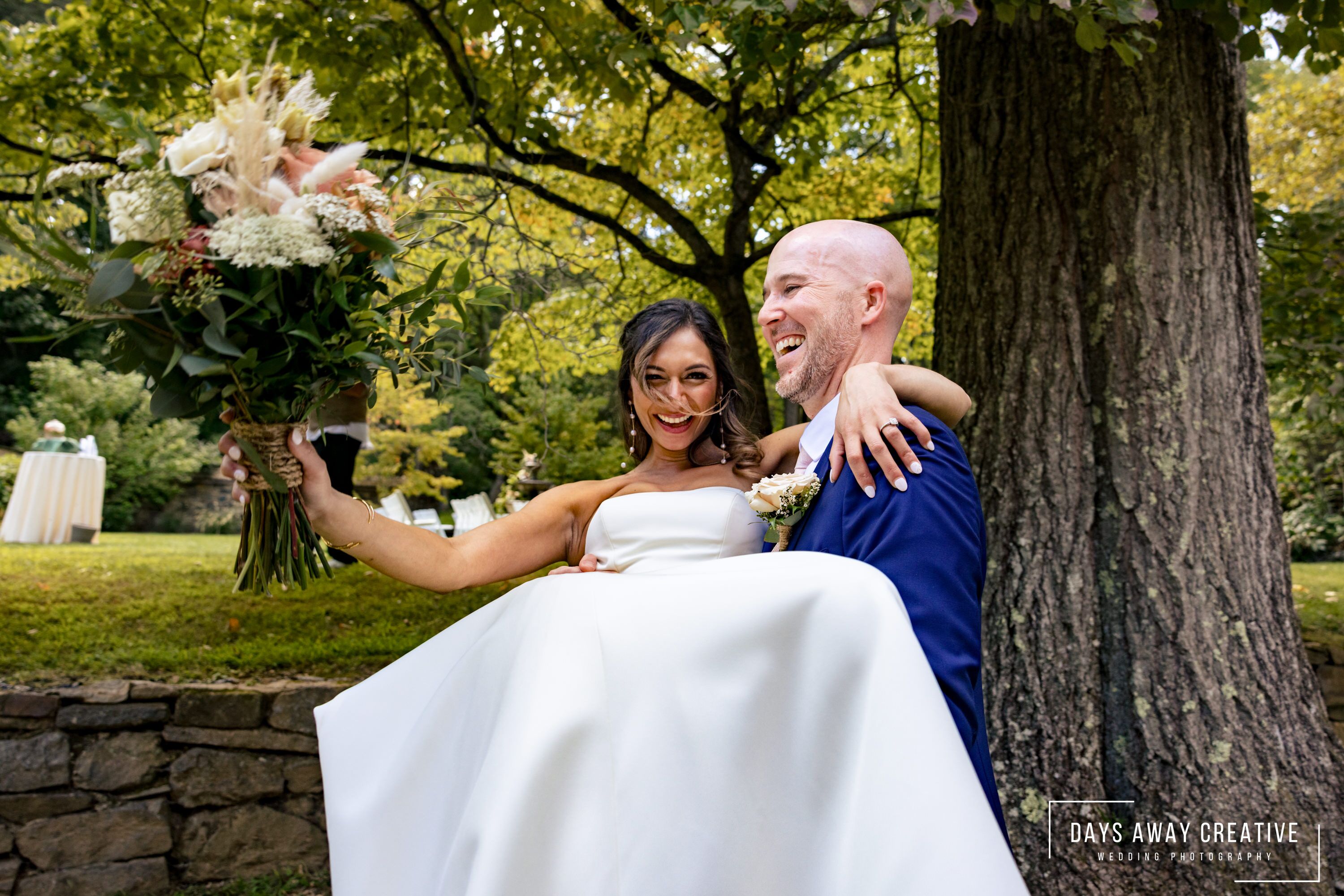 Days Away Creative - Philadelphia Wedding Photographers